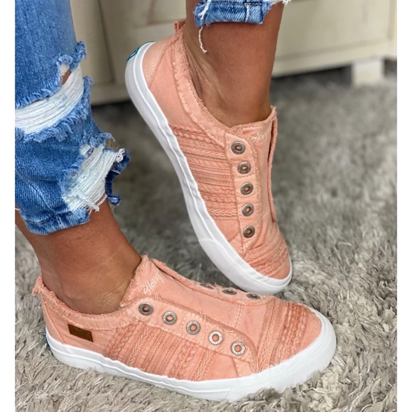 Blowfish | Shoes | New In Box Blowfish Parlane Canvas Shoe In Sweet ...
